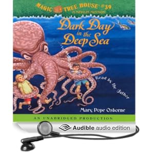 Amazon.com: Magic Tree House, Book 39: Dark Day in the Deep Sea ...