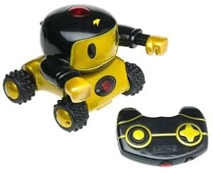 Amazon.com: Rumble Robots Interactive Fighting Robots - Bolt Man: Toys ...
