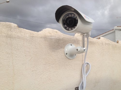 #*Spezialangebot TriVision IP Überwachung Kamera mit 12 infrared high ...