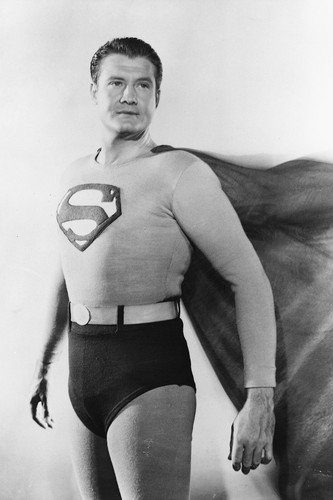 George Reeves Adventures Superman Cape Flowing Poster @ – NiftyWarehouse