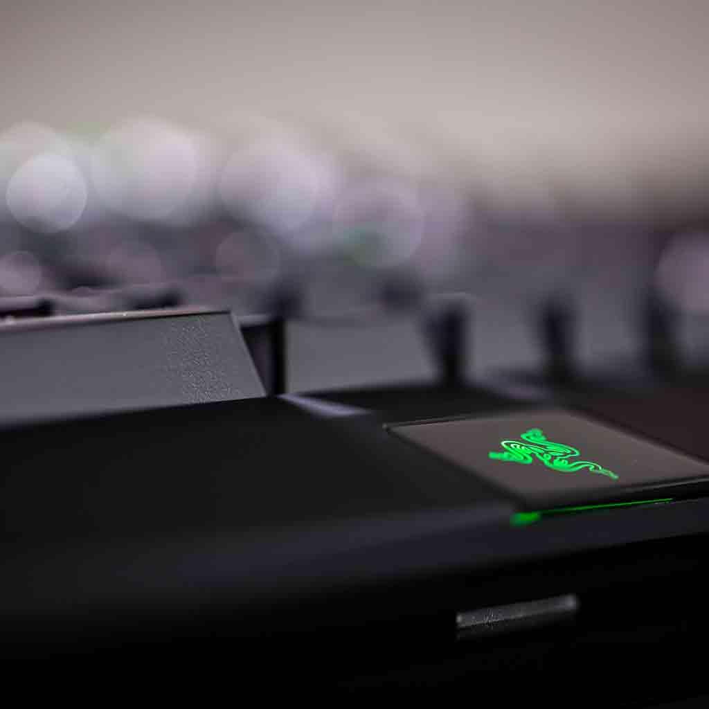 Amazon.com: Razer BlackWidow Ultimate Elite Mechanical Gaming Keyboard ...