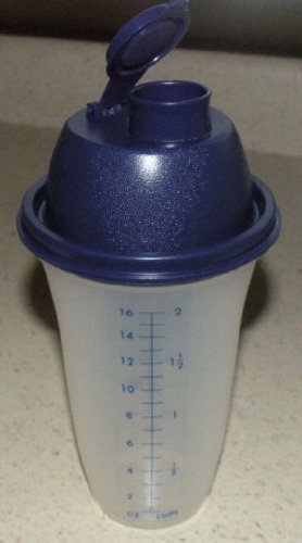 Tupperware Quick Shake Container
