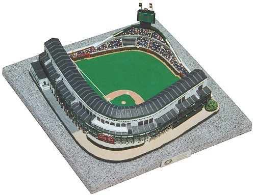 Platinum Series Wrigley Field Stadium Replica - FindGift.com