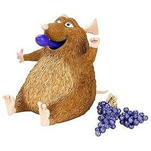 A smug rat and its grapes : r/aww