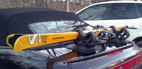 Amazon.com : Eton Magnetic & Suction Ski Rack : Snow Skiing Equipment ...