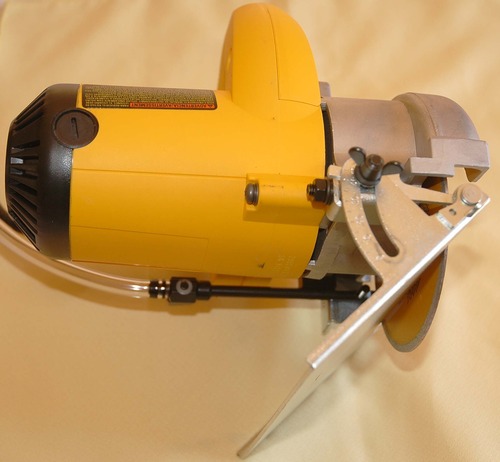 DEWALT DWC860W 4-3/8-Inch Wet/Dry Masonry Saw - Power Masonry Saws ...