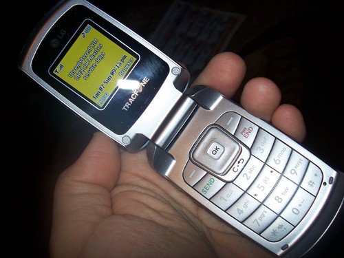 Amazon.com: LG 410G Flip Phone (TracFone): Office Products