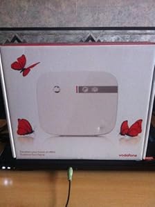 Vodafone Sure Signal 2 - 3G Signal Booster: Amazon.co.uk: Computers ...