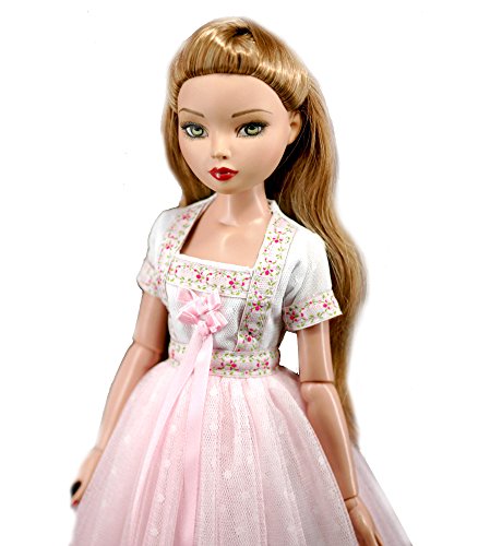 Ellowyne Wilde Is A Doll With A Mood