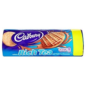 Amazon.com: Cadbury Milk Chocolate Rich Tea Biscuits 12 x 250g Packs ...