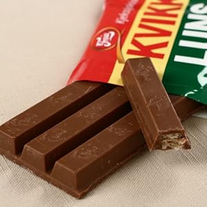 Amazon.com : Kvikk Lunsj Chocolate Bar (1.6 ounce) : Candy And ...