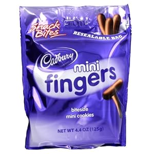 Amazon.com : Cadbury Chocolate Mini Fingers Pouch 4.4oz 125g : Candy ...