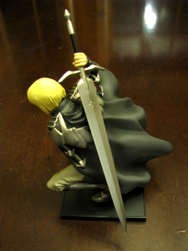Amazon.com: Claymore: Clare Claymore No. 47 PVC Figure 1/8 Scale: Toys ...