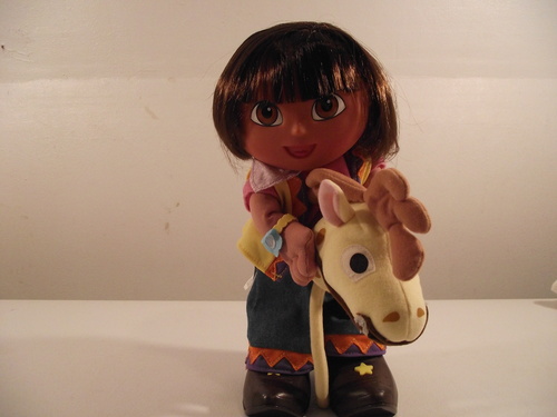 Amazon.com: Dora the Explorer - Cowgirl Dora: Toys & Games