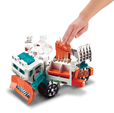 Matchbox - Big Boots - Launch into Action - Arctic Yeti Catcher - 2 in ...
