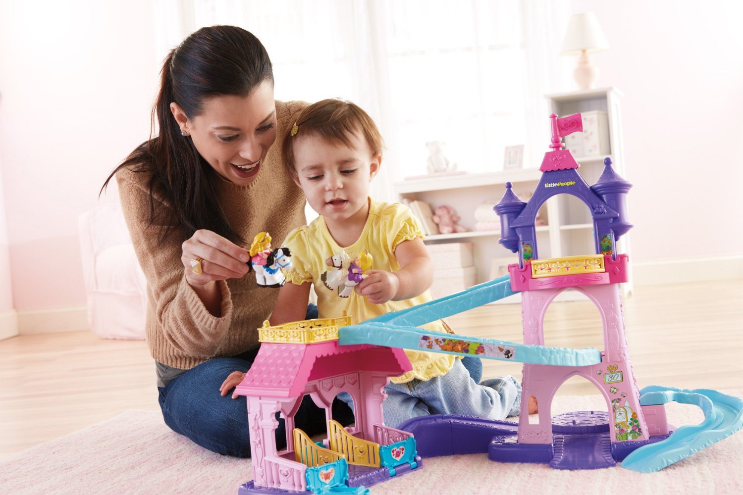 Clip Clop Clip Clop Klip Klops | Peanut and Phouka's Adventures