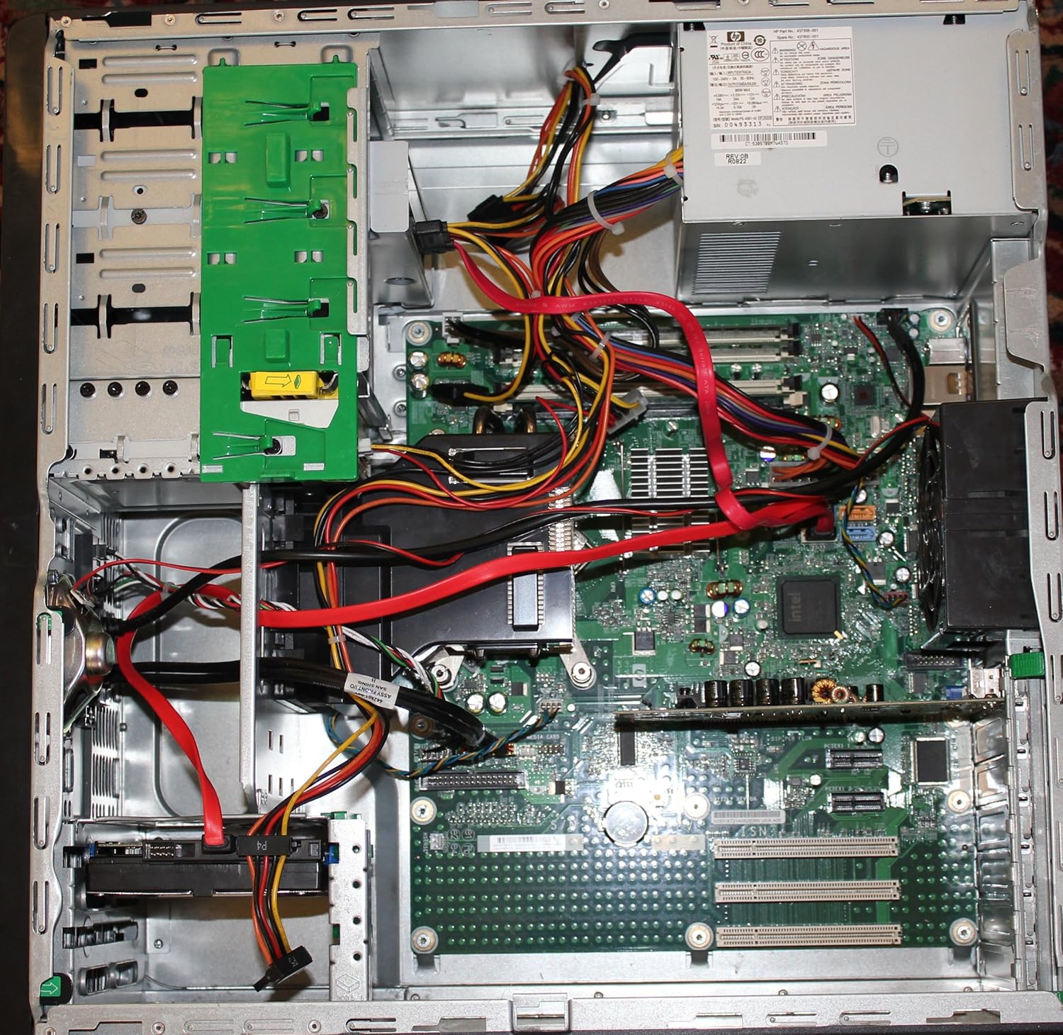 Case HP a ZD asus Z97 - poradna Živě.cz